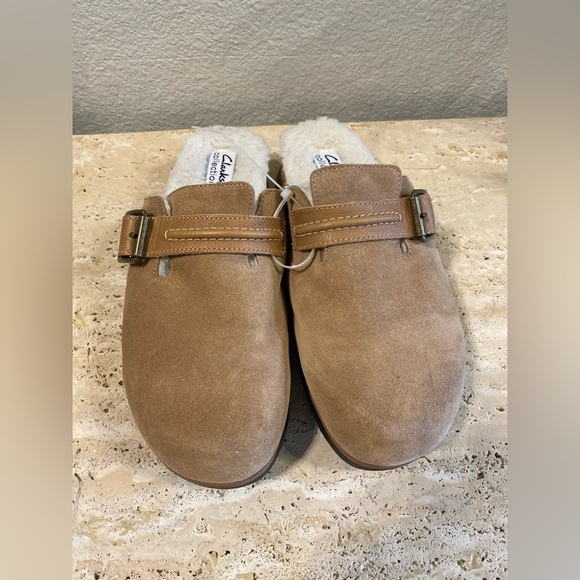 Clarks | Shoes | Clarks Collection Brynntan Suede Leather Slidesclogs ...